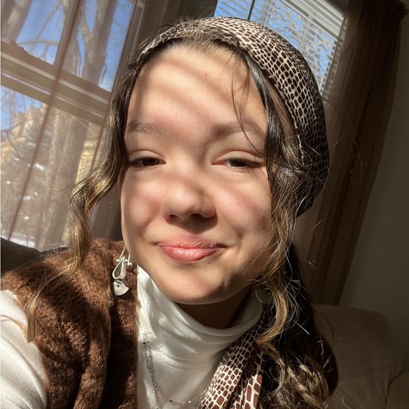 Noelle's Closet (@mn_fashionfinds) | Poshmark